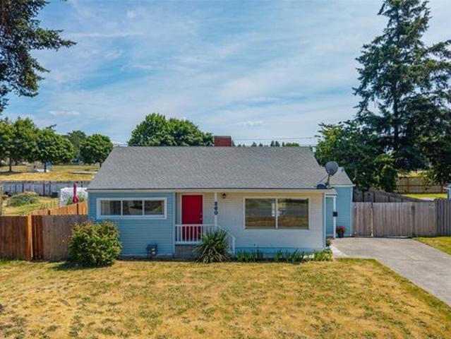 260 SE Glencoe St, Oak Harbor, WA 98277