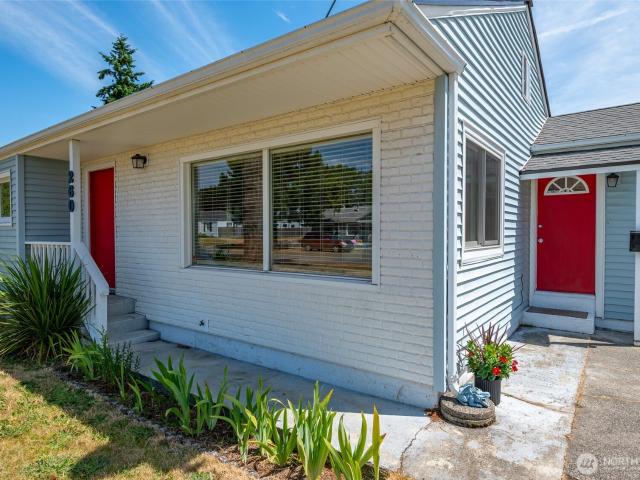 260 SE Glencoe Street