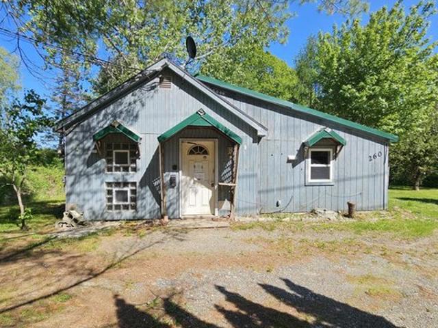 260 Pond Rd, Albion, ME 04910