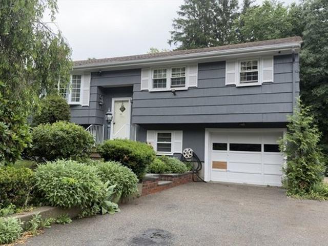 260 Pearl St, Brockton, MA 02301