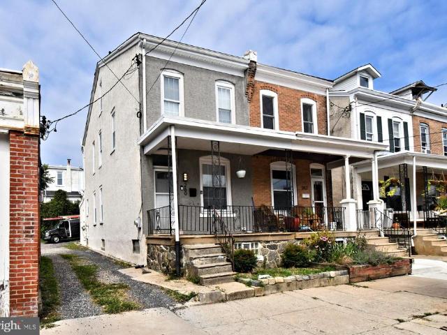 260 Roxborough Avenue