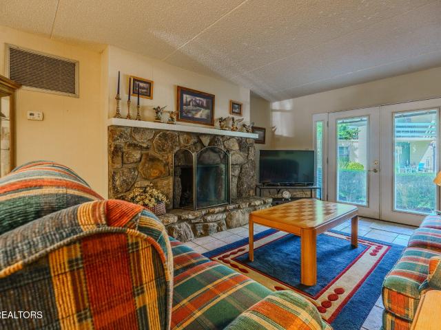260 Roaring Fork Rd #106