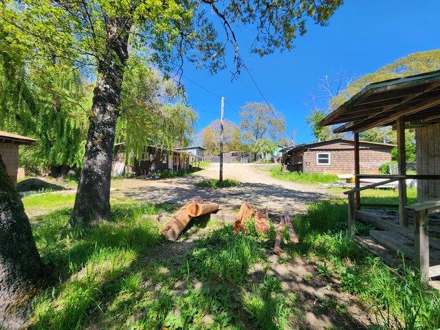 260 Redway Dr, Redway, CA 95560