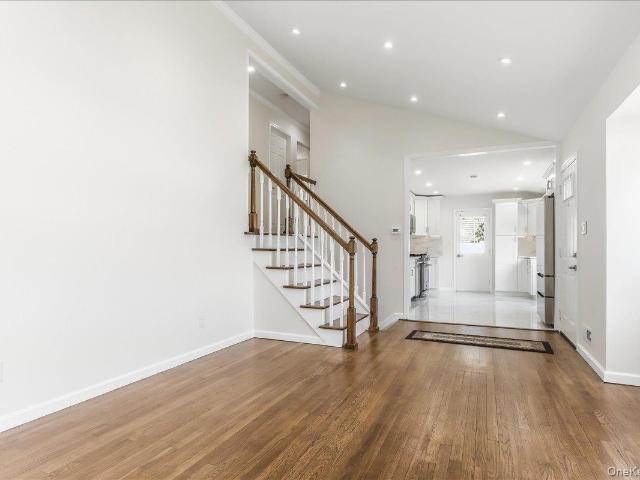 260 W 24th Street