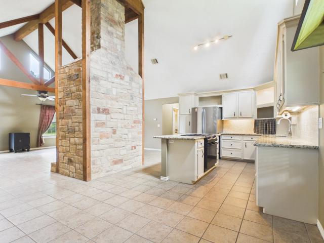 260 W West Ridge Drive