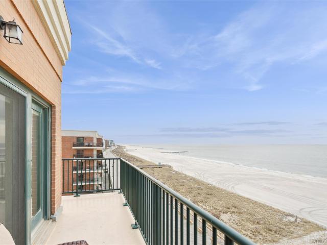 260 W Broadway 7A