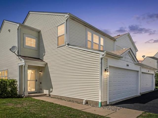 260 Wedgewood Cir, Lake in the Hills, IL 60156