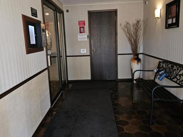 260 Westview Drive # 303