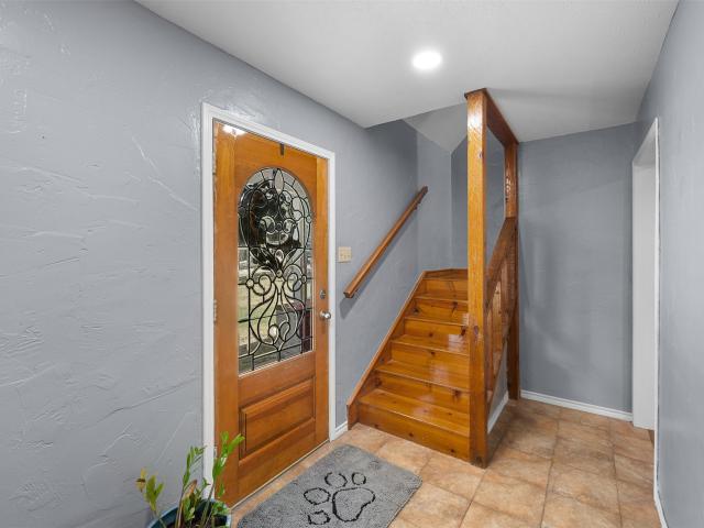 260 Winding Way