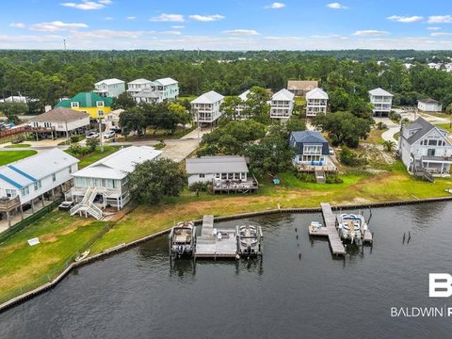 26144 Garrett Ln, Orange Beach, AL 36561