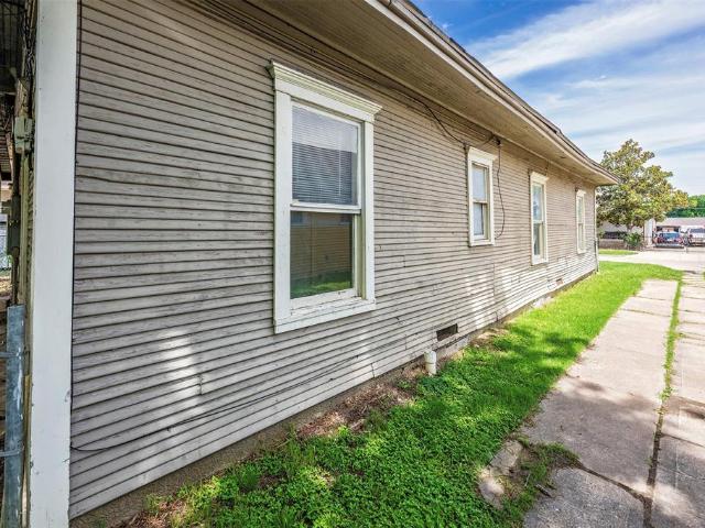 2614 May Street
