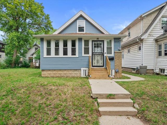2614 N 53rd St, Milwaukee, WI 53210