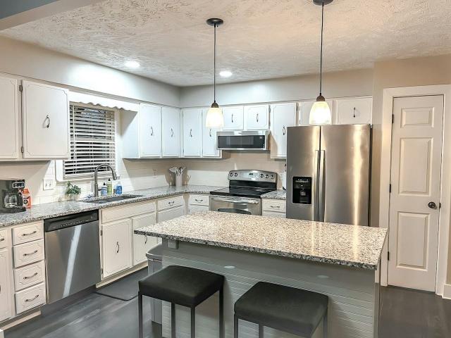2614 North 124th Circle 3 Bedroom Home for Rent at 2614 N 124th Cir, Omaha, NE 68164 Park West