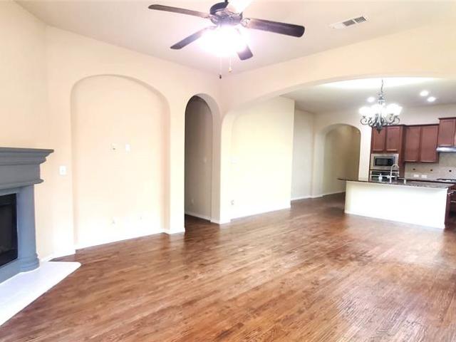 2614 Independence Drive
