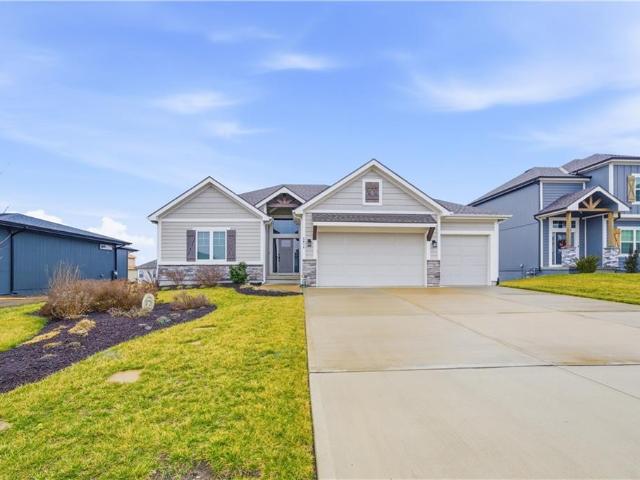 2614 SW Farm Field Road