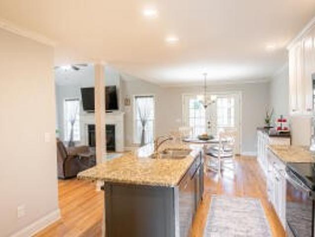 2614 Sweet Bay Circle NW