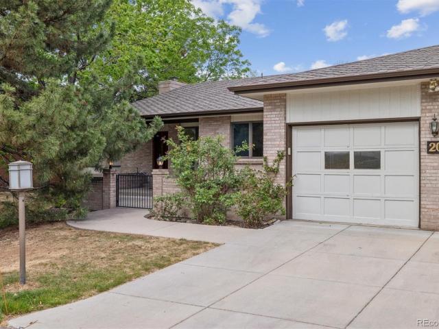 2615 Oak Drive # 20