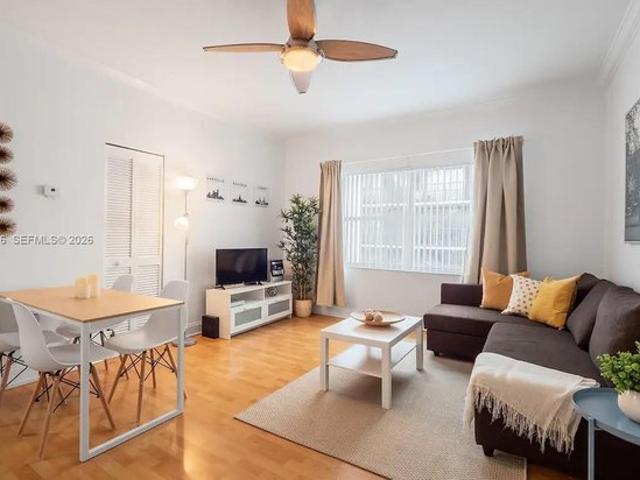 2615 Collins Ave Apt 37, Miami Beach, FL 33140