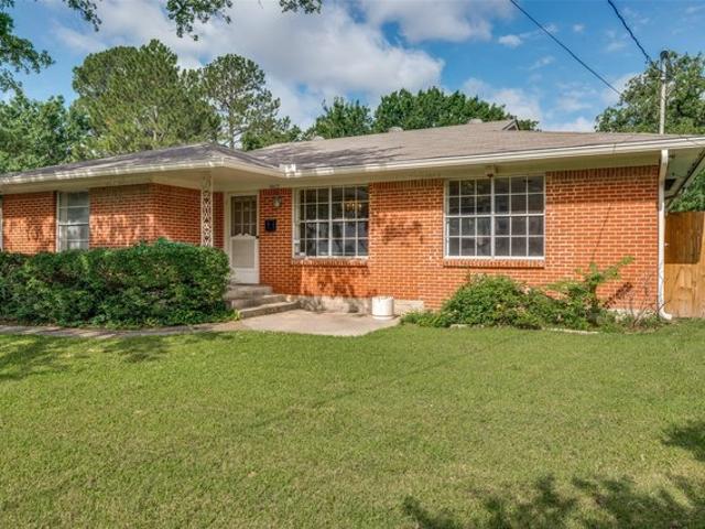 2615 Glenwood Ln, Denton, TX 76209