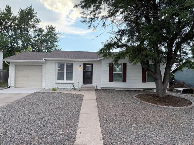2615 S Laredo Ct, Aurora, CO 80013