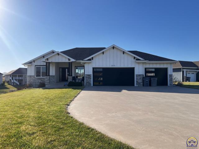 2615 Twin Lakes Dr, Emporia, KS 66801 | MLS #243610