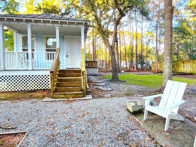 2616 N 15th St, Ocean Springs, MS 39564 | MLS #4146 | Compass