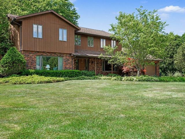2616 Oakbrook Drive