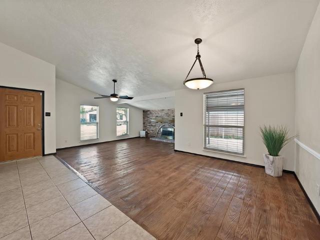 2616 Crestmoor Ct, Arlington, TX 76016 | Compass