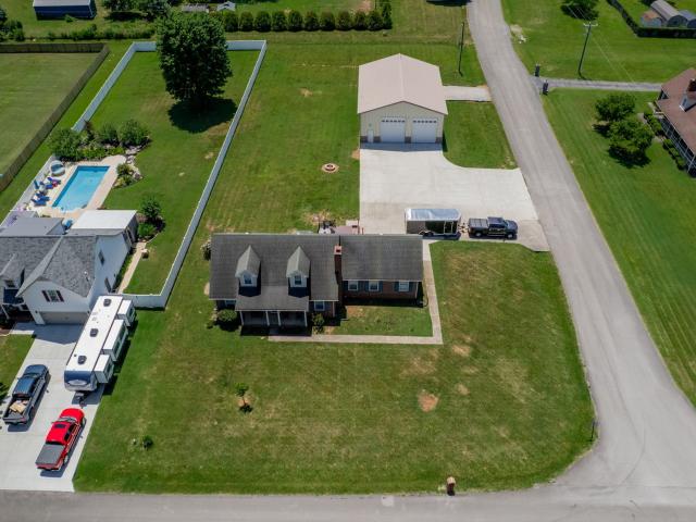 2616 Crosspark Dr