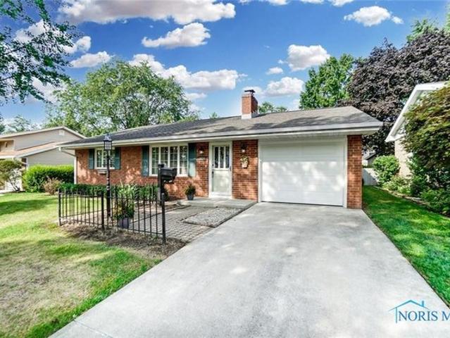 2616 Eton Pl, Findlay, OH 45840