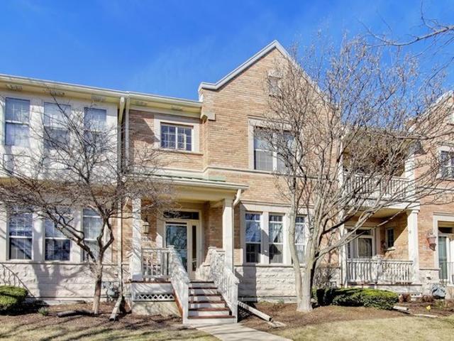 2616 Goldenrod Ln, Glenview, IL 60026