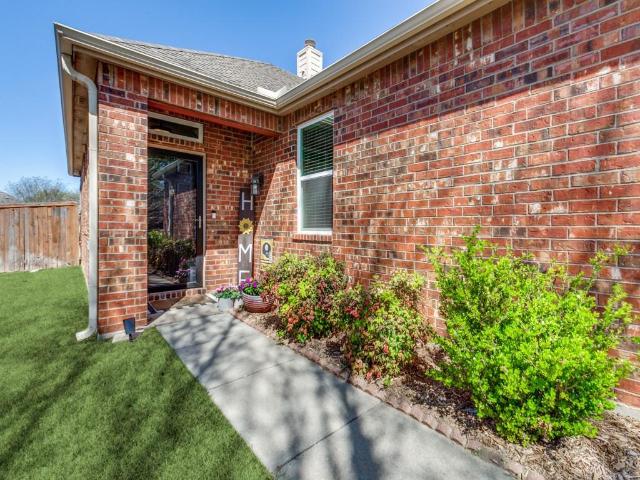 2616 Hudson Crossing, McKinney, TX 75072 | MLS #21174 | Compass