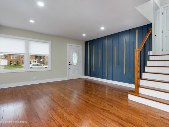 2616 S 11th Avenue