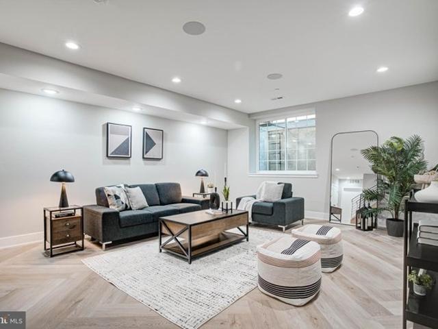 2616 S 18th St Unit 22, Philadelphia, PA 19145