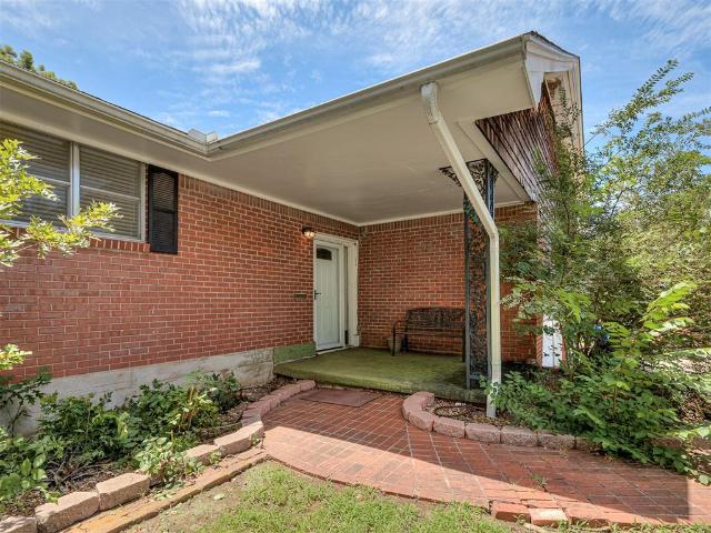 2616 Walnut Road