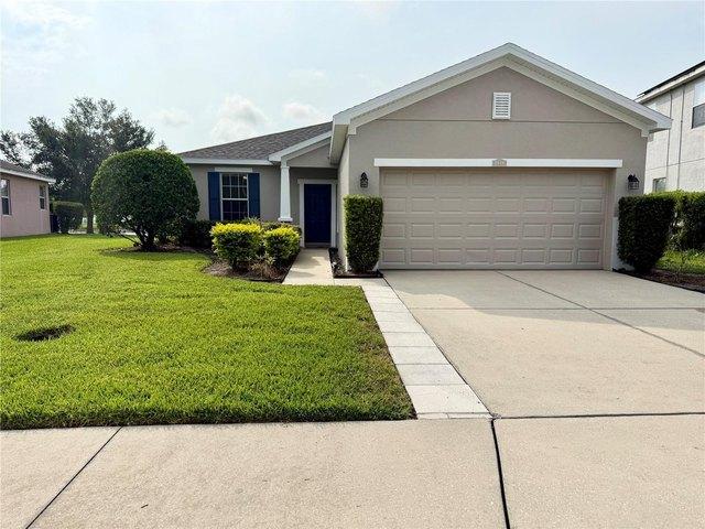 2616 Walden Woods Dr, Plant City, FL 33566