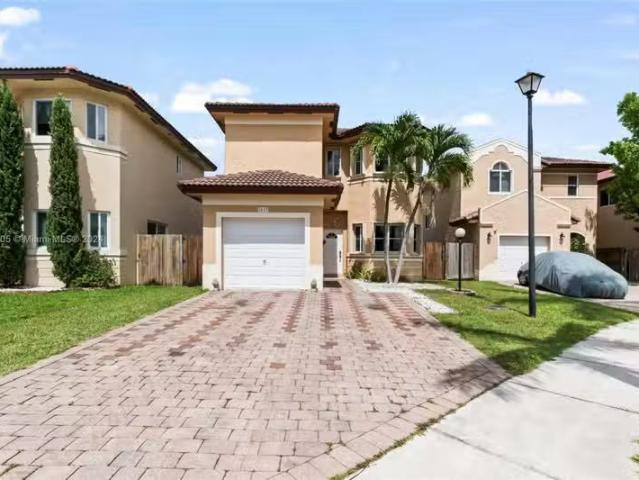 2617 NE 41ST CIR, HOMESTEAD, FL 33033 Single Family Residence.