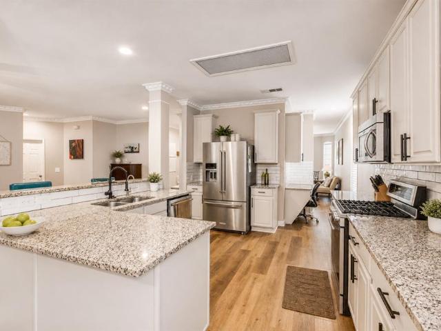2617 Cowboy Trail