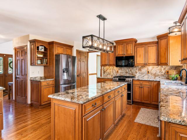 2617 Crystal Way