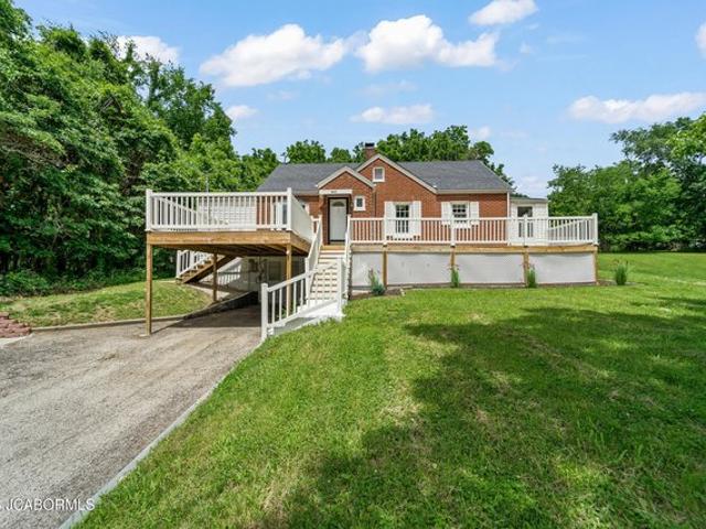 2617 E McCarty St, Jefferson City, MO 65101