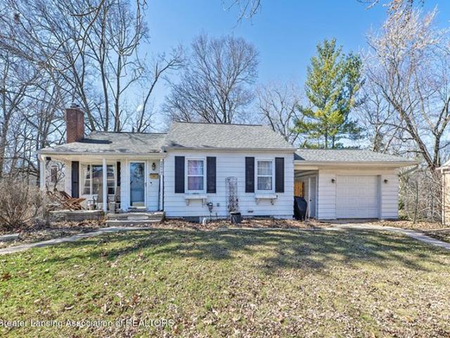 2617 Edgebrook Dr, Lansing, MI 48906