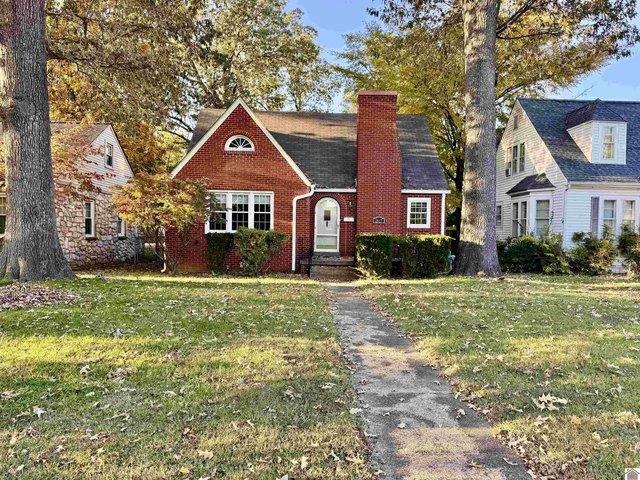 2617 Jefferson St, Paducah, KY 42001