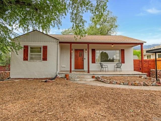 2617 Robinson St, Colorado Springs, CO 80904