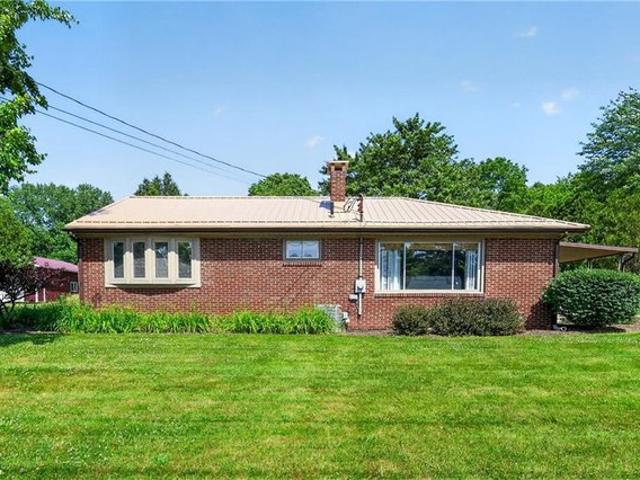 2617 S Hermitage Rd, Hermitage, PA 16148