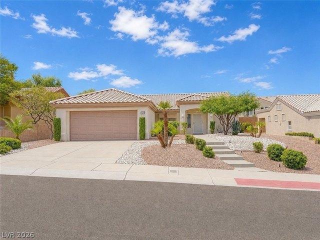 2617 Settlers Bay Ln, Las Vegas, NV 89134