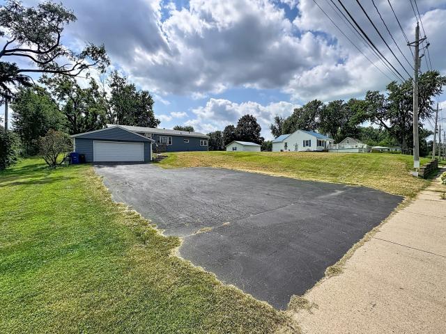 2617 W 49th Street