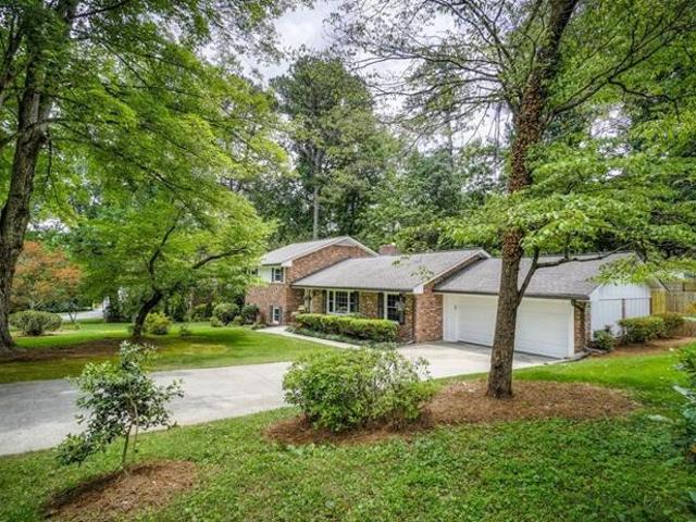 2617 Woodwardia Rd NE, Atlanta, GA 30345