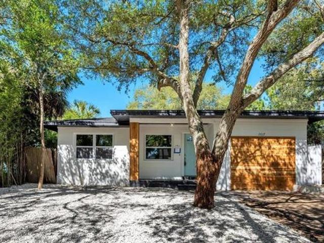 2617 48th St S, Gulfport, FL 33711