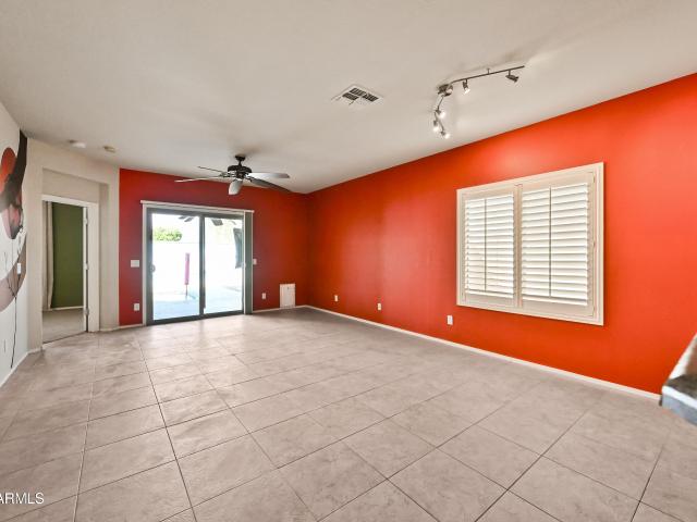 26182 W Tonto Lane