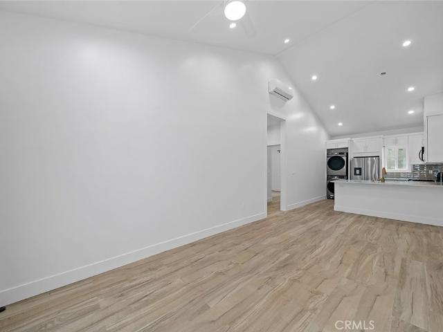 2618 Glendale